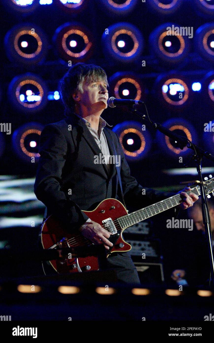 Crowded House perform at the Live Earth concert. Aussie Stadium. Sydney ...