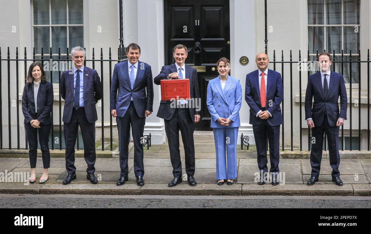 James davies mp hi-res stock photography and images - Alamy