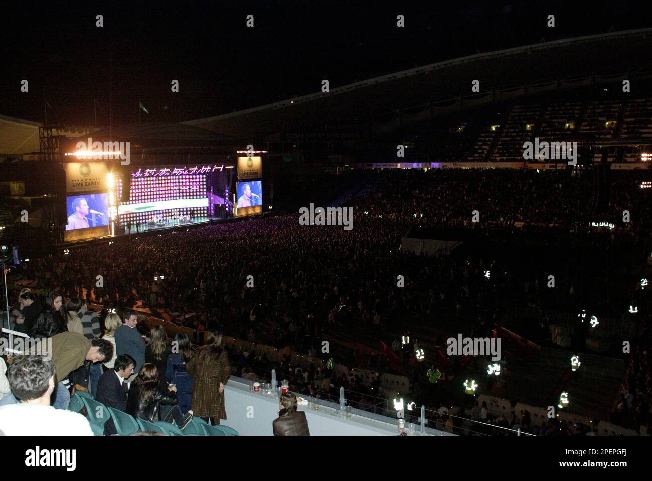 Jack Johnson performing at the Live Earth concert. Aussie Stadium ...