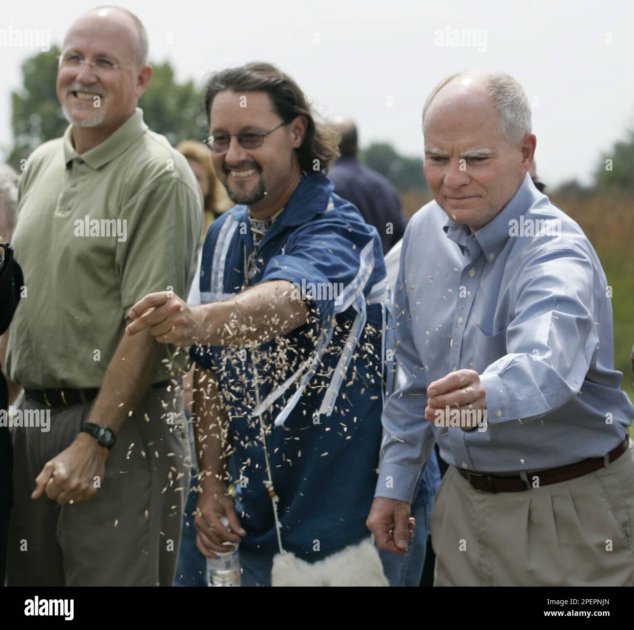 Indiana Gov. Joe Kernan, from right, is joined by Miami Principal Chief ...