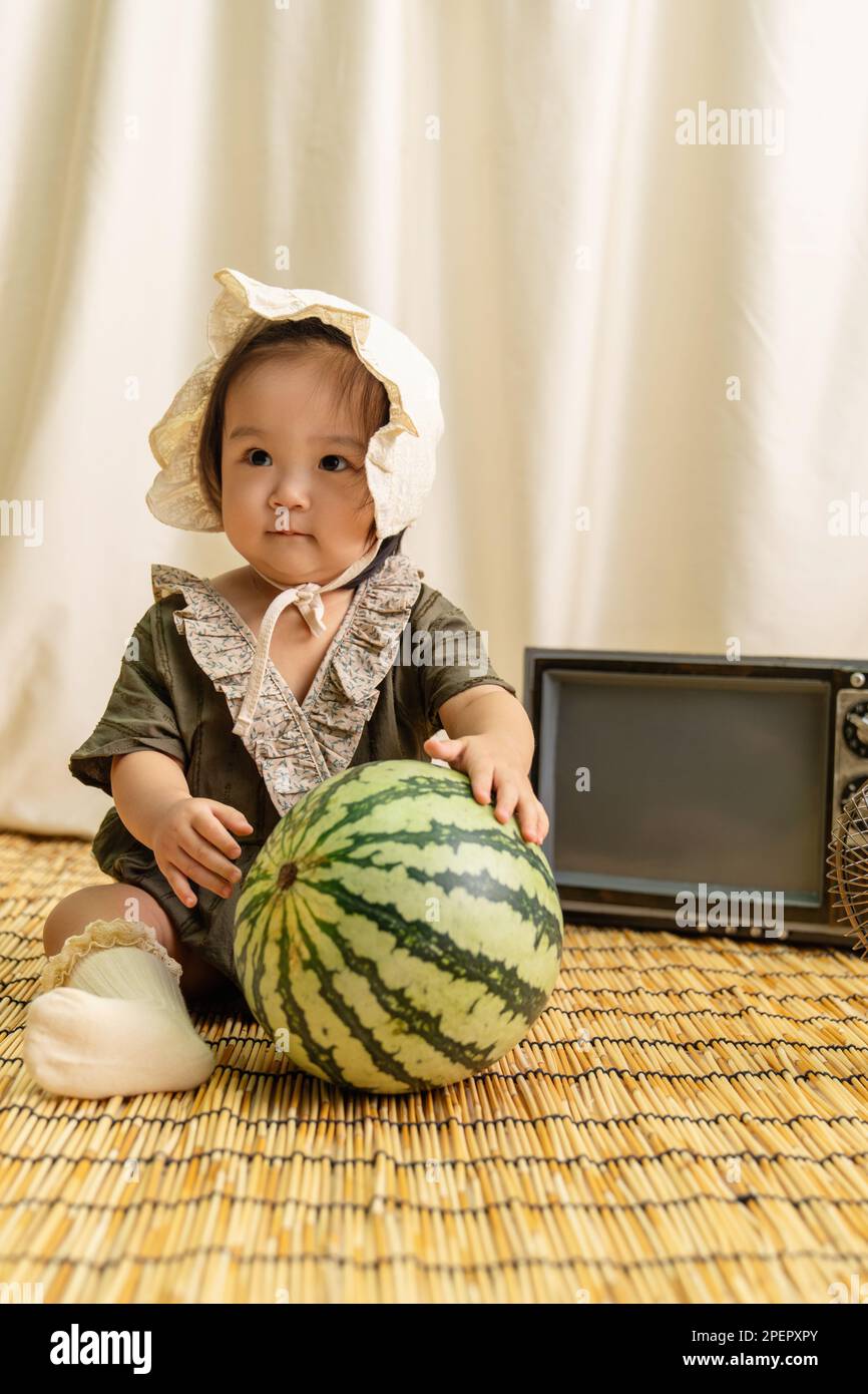 Baby watermelon hat hi-res stock photography and images - Alamy