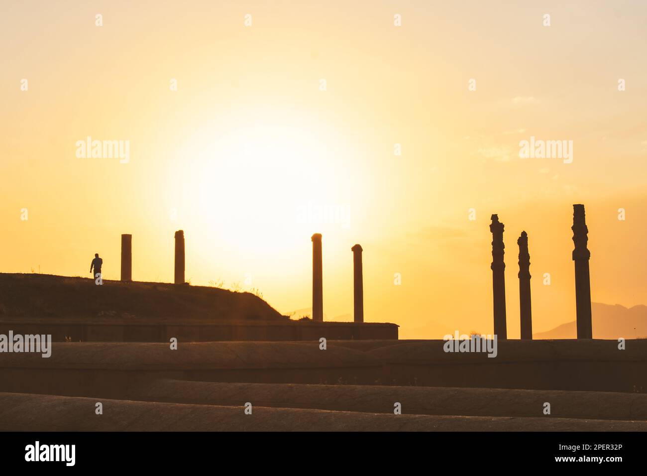 Persian gates hi-res stock photography and images - Alamy