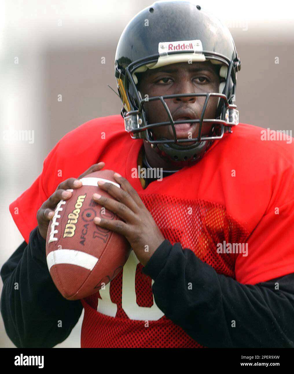 Gramblings Bruce Eugene gets ready to throw a pass during practice ...