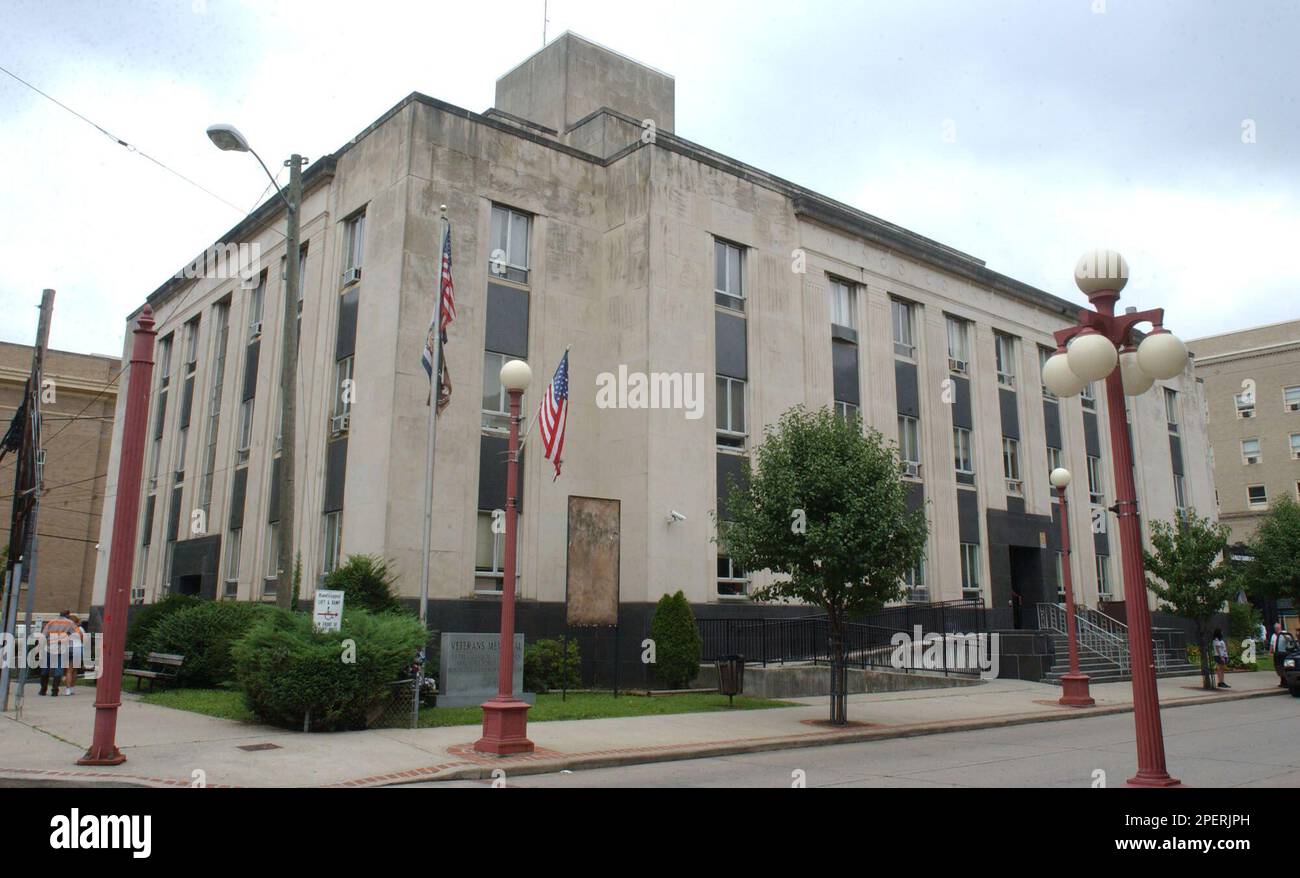 ** ADVANCE FOR MONDAY, AUG. 16 ** The Mingo County Courthouse in ...