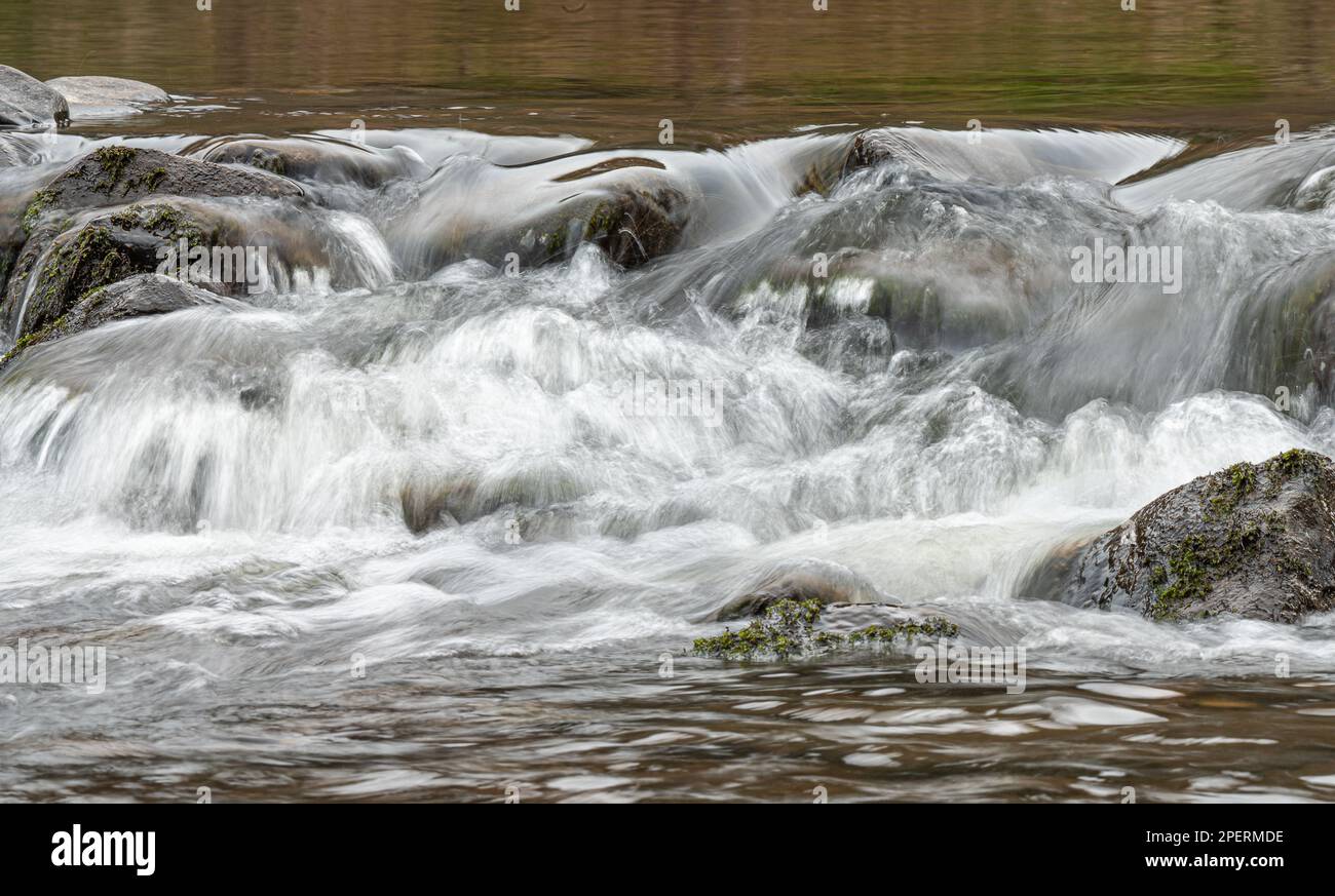 Water flowing over cascade waterfall hi-res stock photography and ...