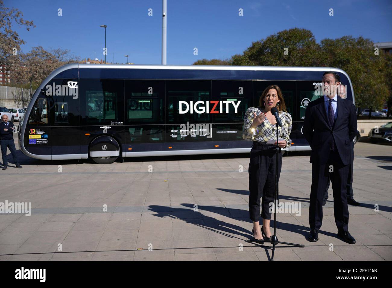 The Councilor for Public Services and Mobility, Natalia Chueca, and ...