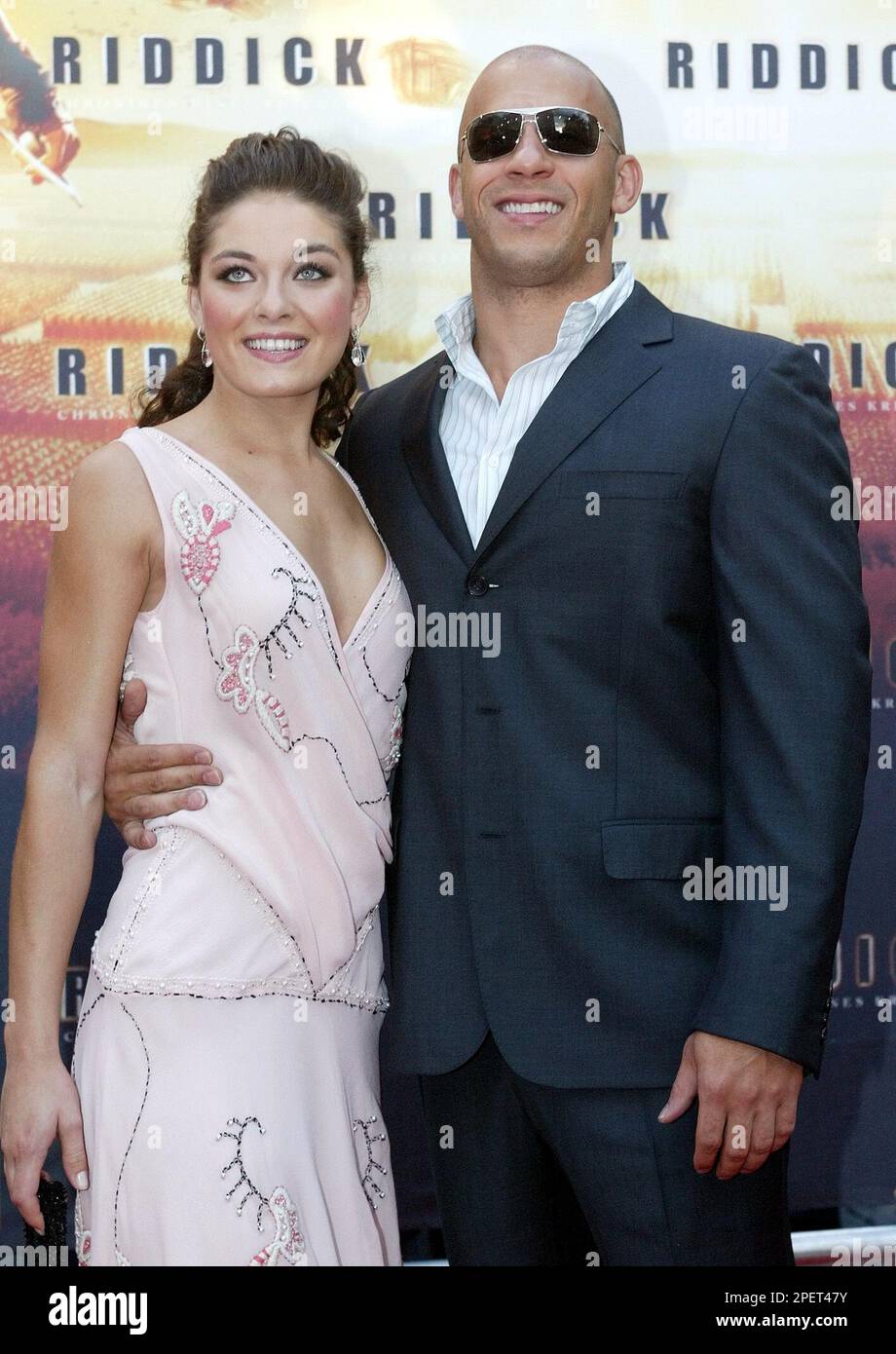 Die amerikanischen Schauspieler Vin Diesel, rechts, und die griechische ...