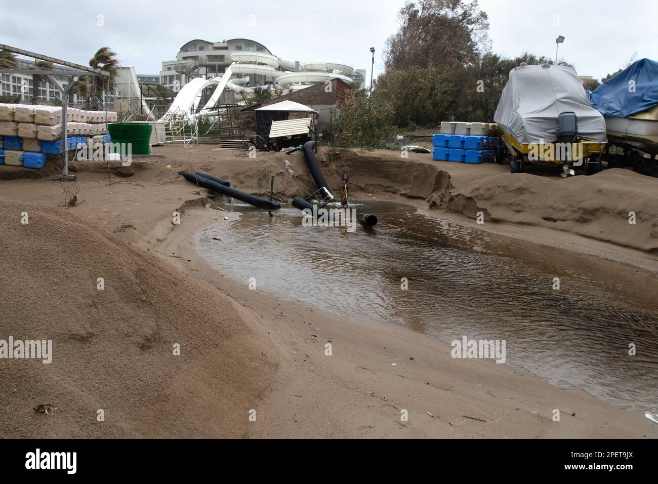 Sewage treatment plant disaster hi-res stock photography and images - Alamy