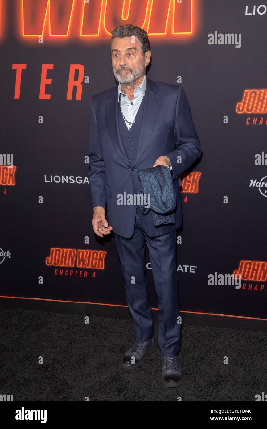 John mcshane portrait hi-res stock photography and images - Alamy