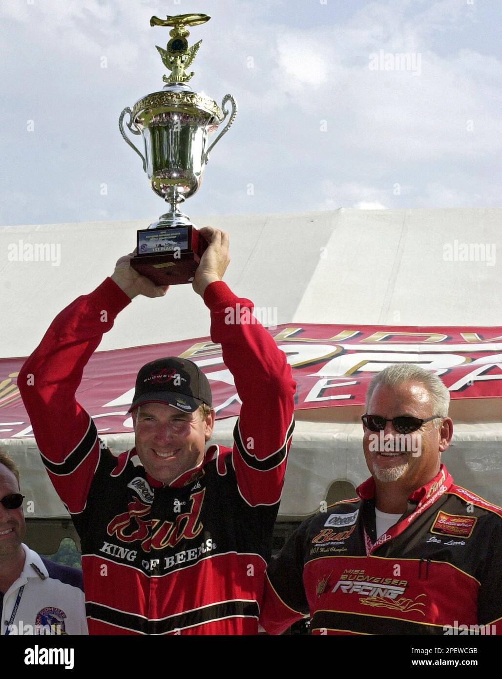 Dave Villwock, left, of Seattle, driver of the "Miss Budweiser ...