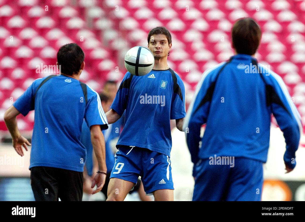 Angelos Charisteas, center, and other players of the Greek national ...
