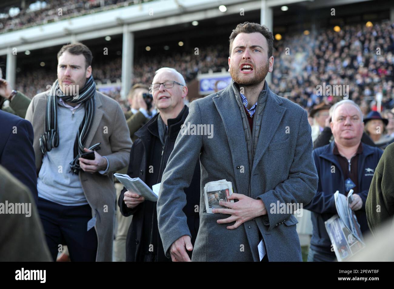 Crowds watching race 3 The Ultima Handicap Steeple Chase Racing at ...