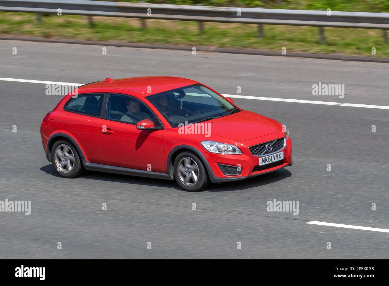 2011 (61) Red VOLVO C30 R-DESIGN 1999cc Petrol 5 speed manual ...