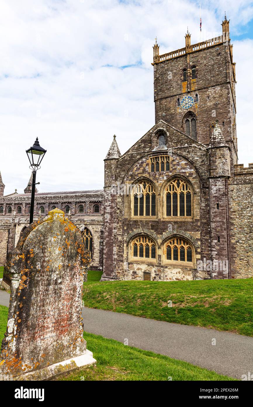 St. Davids Cathedral, St Davids, Pembrokeshire, Wales, UK, St. Davids ...