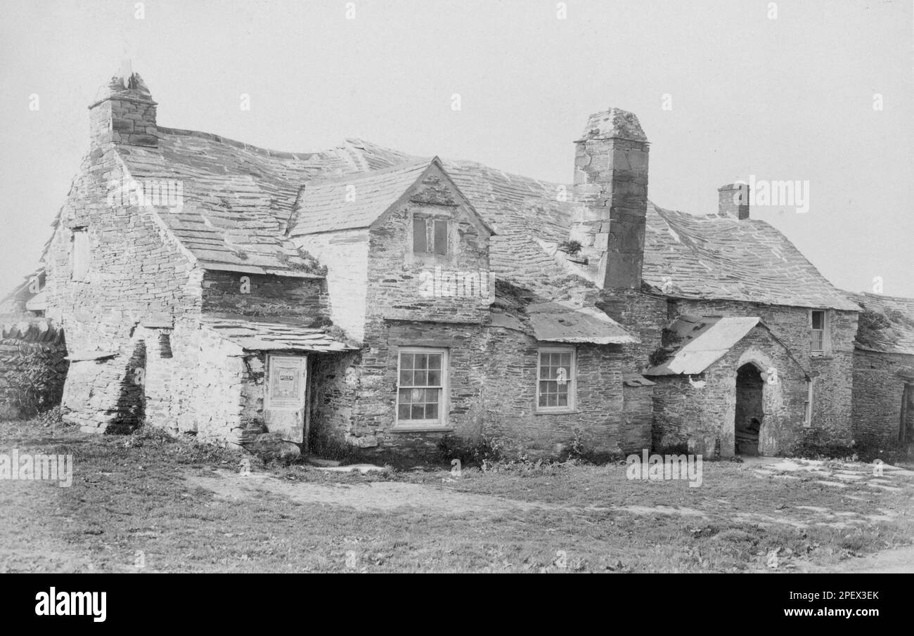 Exterior of the old post office of Tintagel with on a door the ...