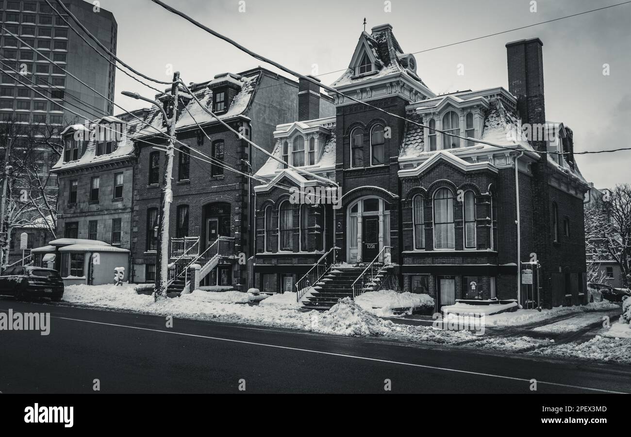Transition of architectural styles of the Stoddard House (1828), St ...