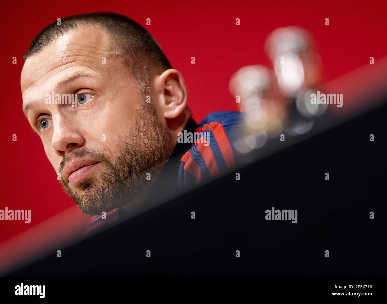 AMSTERDAM - Ajax coach John Heitinga looks ahead to the Classic against ...