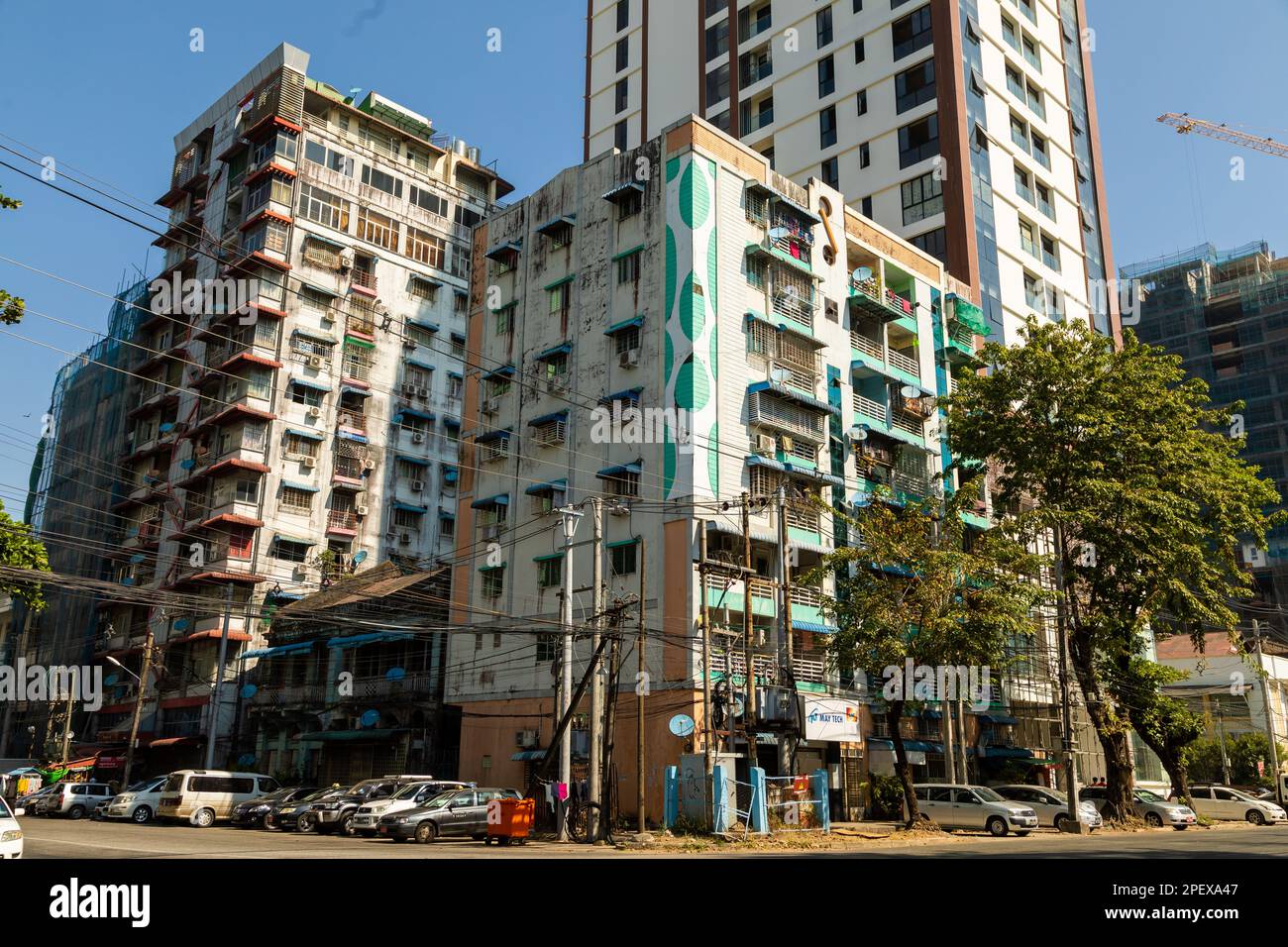 Merchant rd hi-res stock photography and images - Alamy