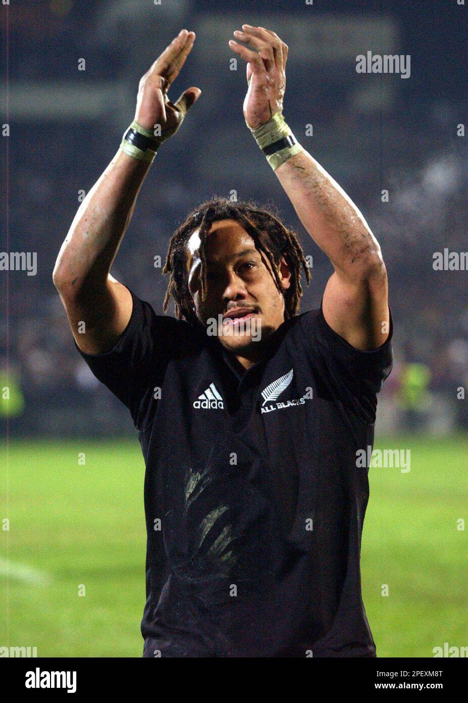 All Black captain Tana Umaga applaudes the crowd following their 36-3 ...