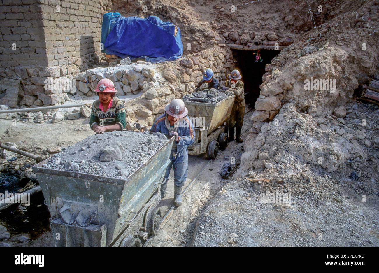 Bolivia, Potosi. Mineworkers in silvermine Stock Photo - Alamy
