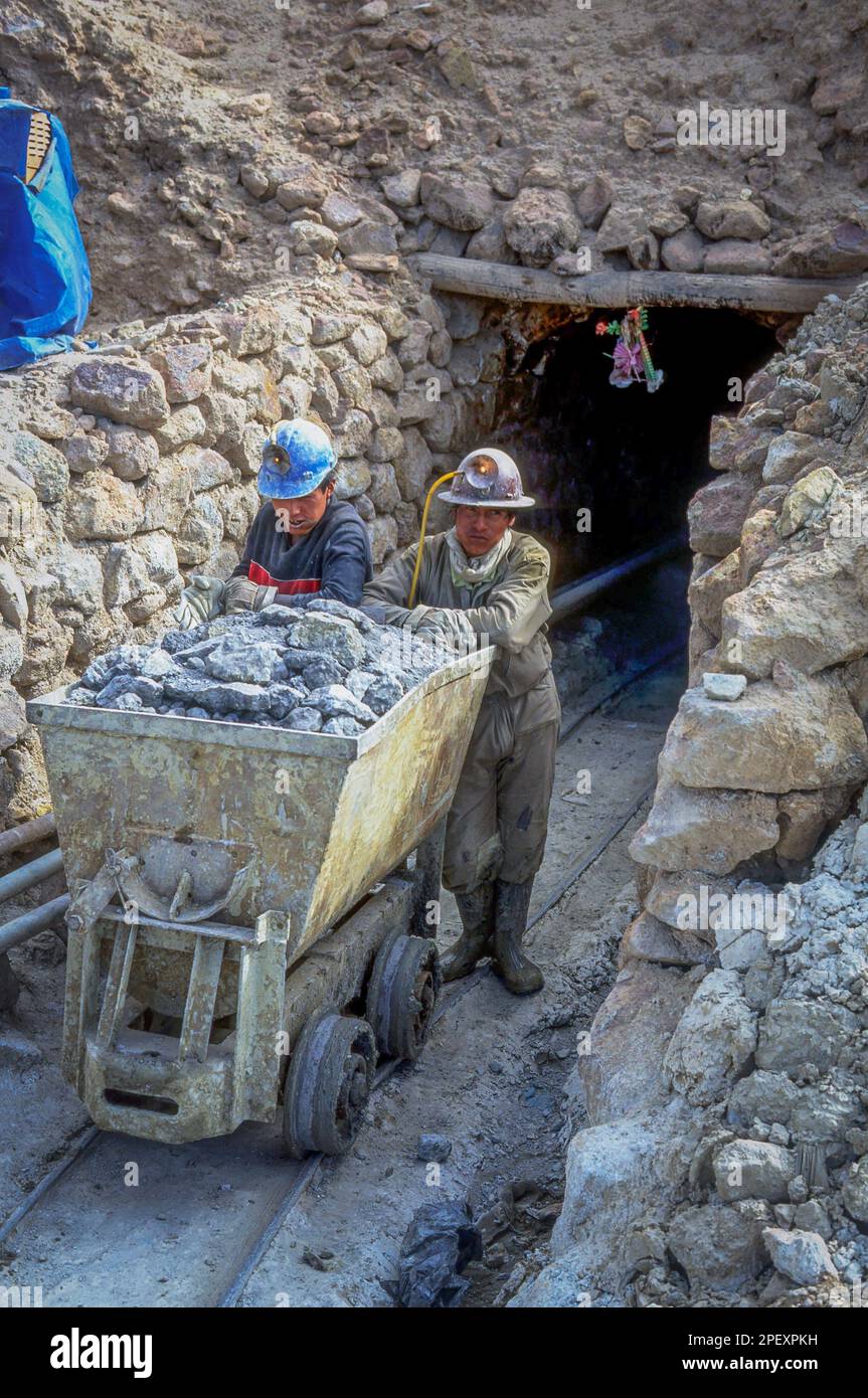 Bolivia, Potosi. Mineworkers in silvermine Stock Photo - Alamy