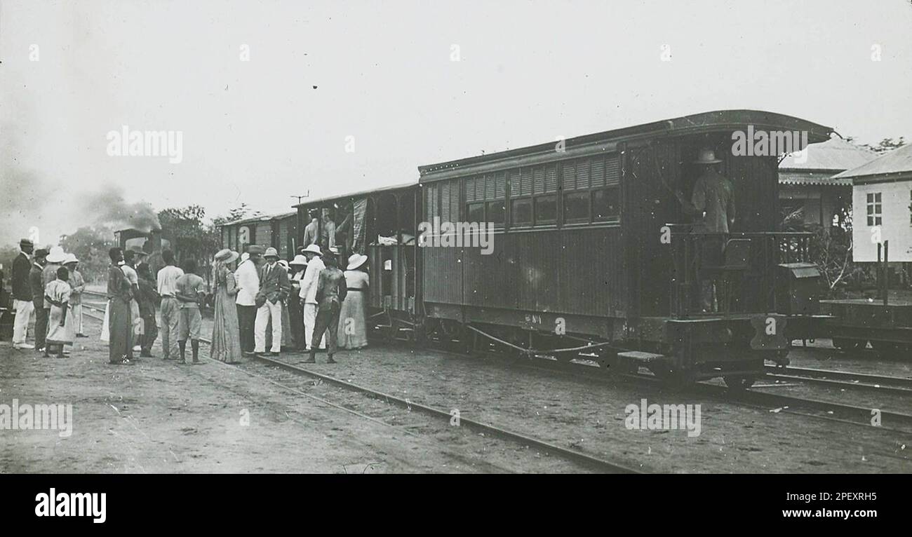 Missionaries and steam train, Congo, ca. 1900-1915 Stock Photo - Alamy