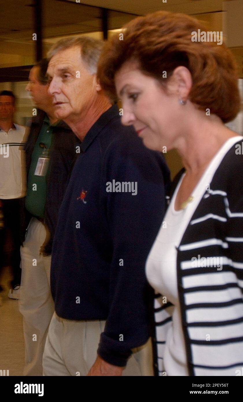 Lee Peterson, left, father of Scott Peterson, arrives with his daugther ...