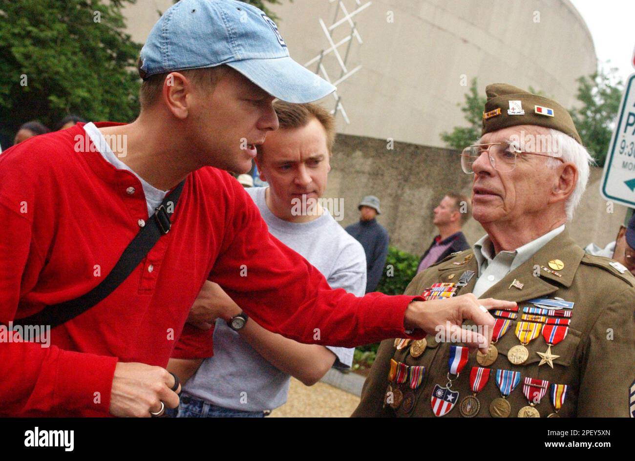 Brothers Scott Gibbs, left, and Eric Gibbs, both of Washington, DC ...