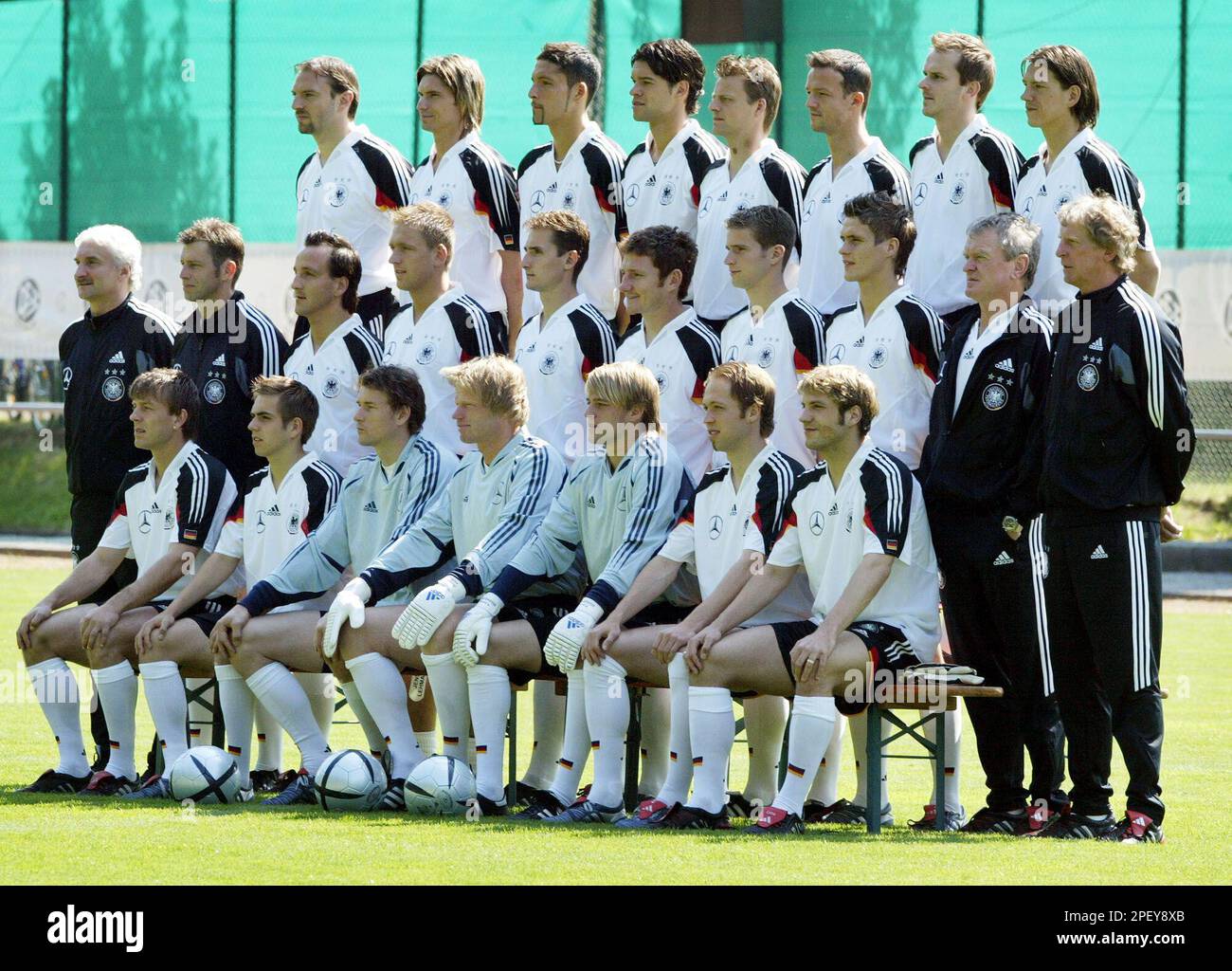 Das Team der deutschen Fussball-Nationalmannschaft beim Fototermin am ...