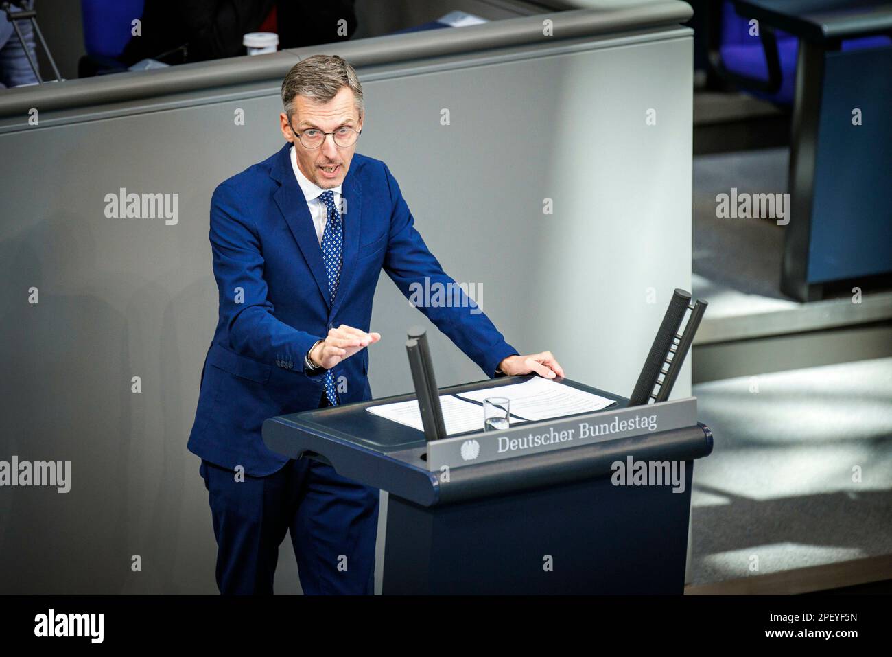 Berlin, Deutschland. 16th Mar, 2023. Lars Castellucci, SPD, MdB, gives ...