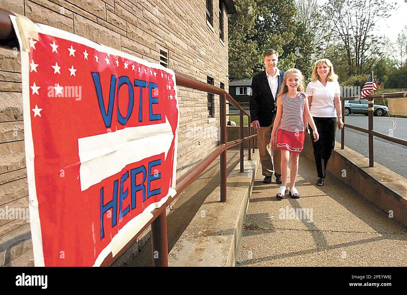 Republican gubernatorial candidate Robin Capehart departs a polling ...