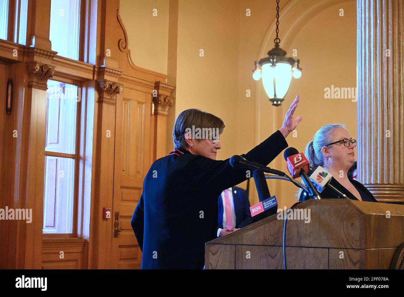 Laura kelly of kansas hi-res stock photography and images - Alamy