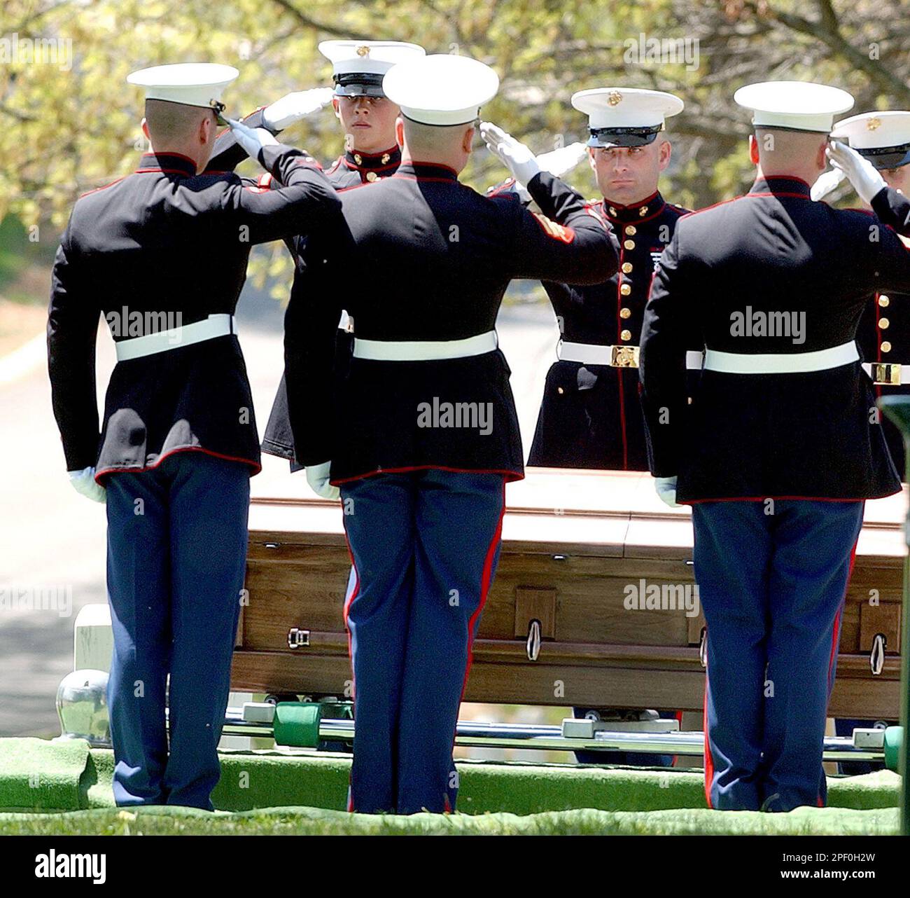 ** CORRECTS SOLDIERS MILITARY RANK TO CPL ** Marines from Company L ...