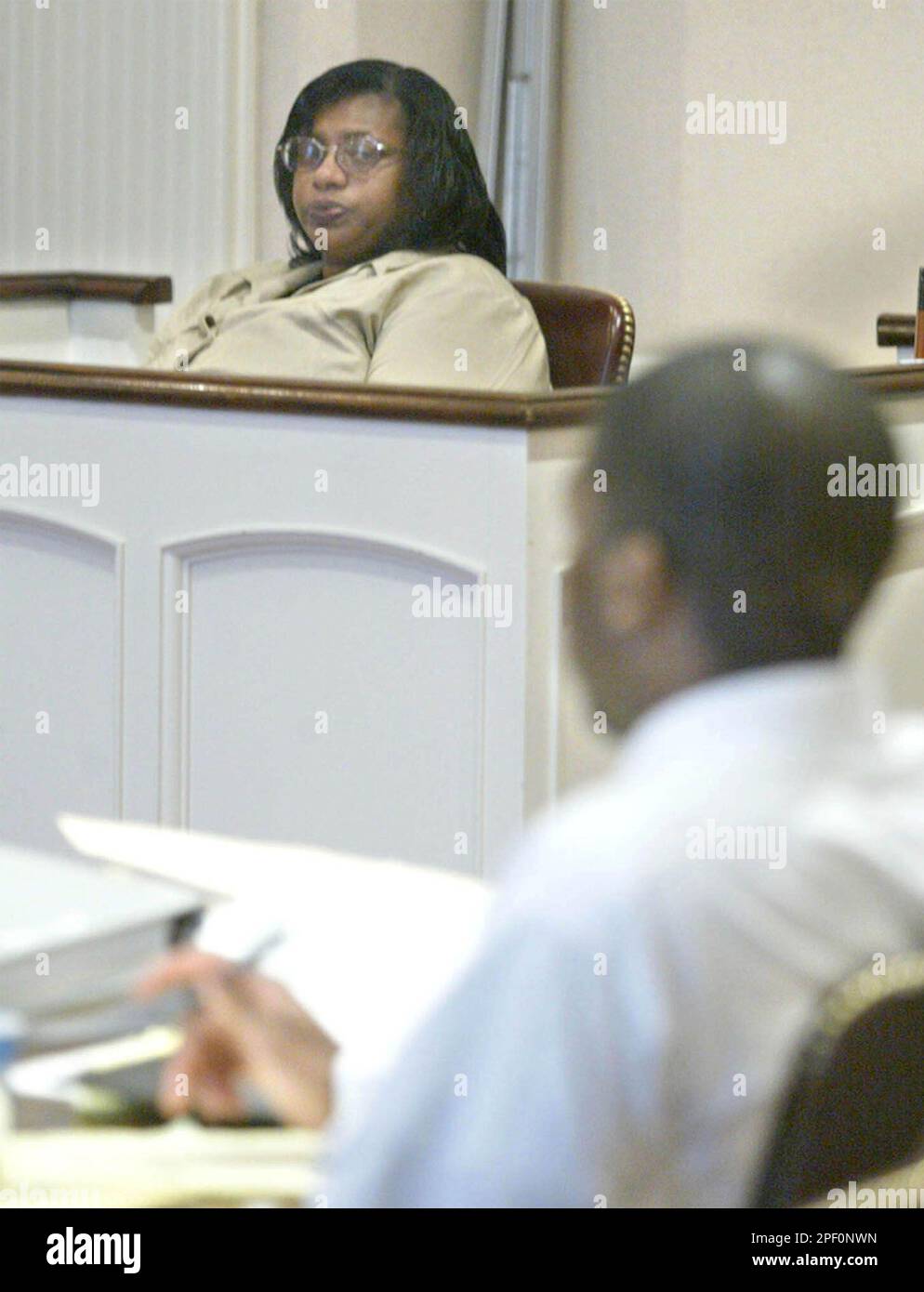 Pamela Jones, background, mother of murder victim Chauntae Renee Jones ...