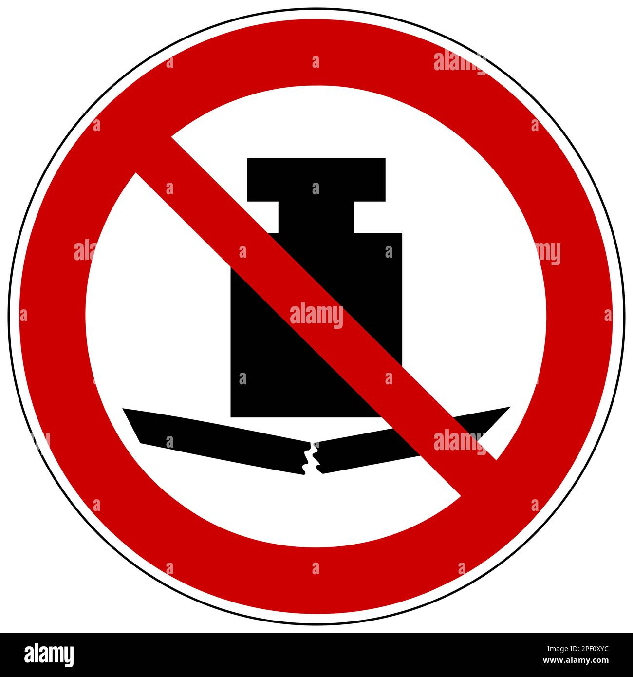 ISO 7010 no heavy load sign Stock Photo - Alamy