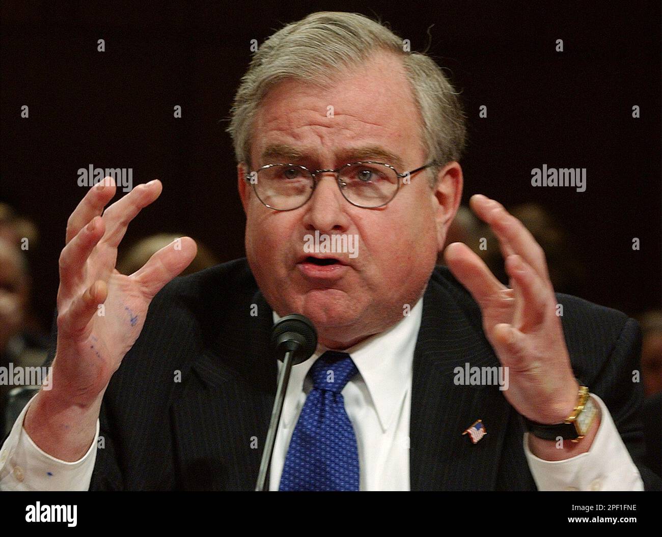 Former National Security Adviser Sandy Berger testifies to the federal ...