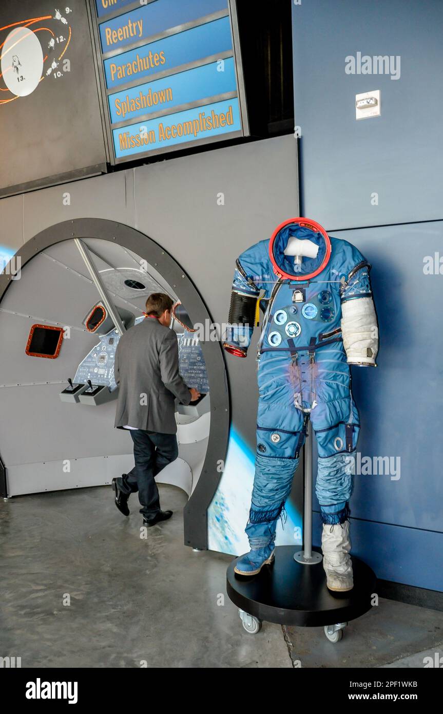 American astronaut suit hi-res stock photography and images - Alamy