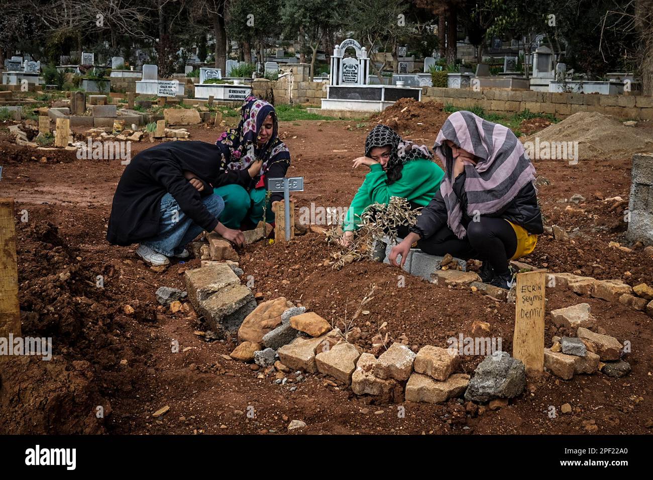 Children seen mourning the death of their mother. One of the most ...