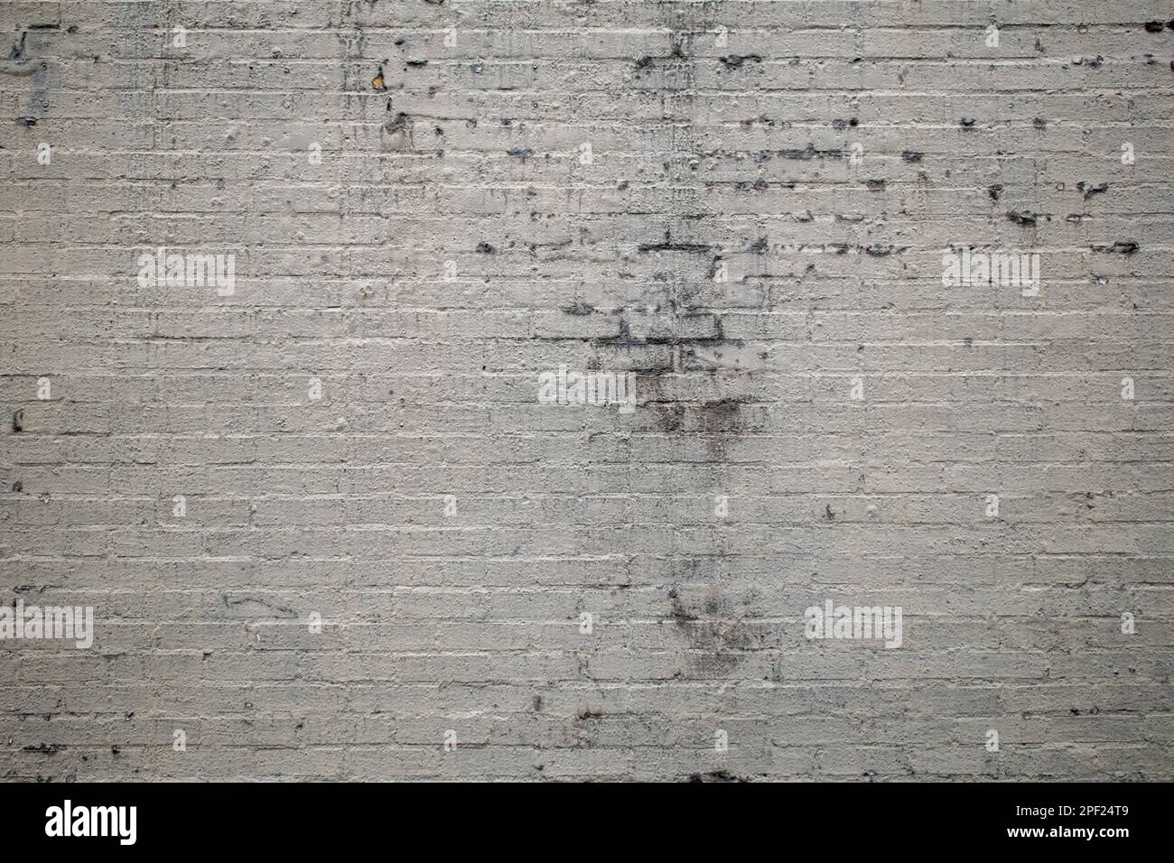 Dirt and Soot White Brick Wall Stock Photo - Alamy