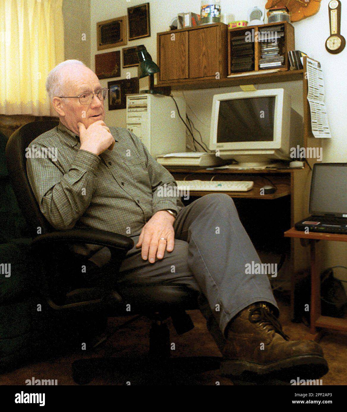 ** ADVANCE FOR WEEKEND, FEB. 14-15 ** Howard Brooks of Baker City, Ore ...