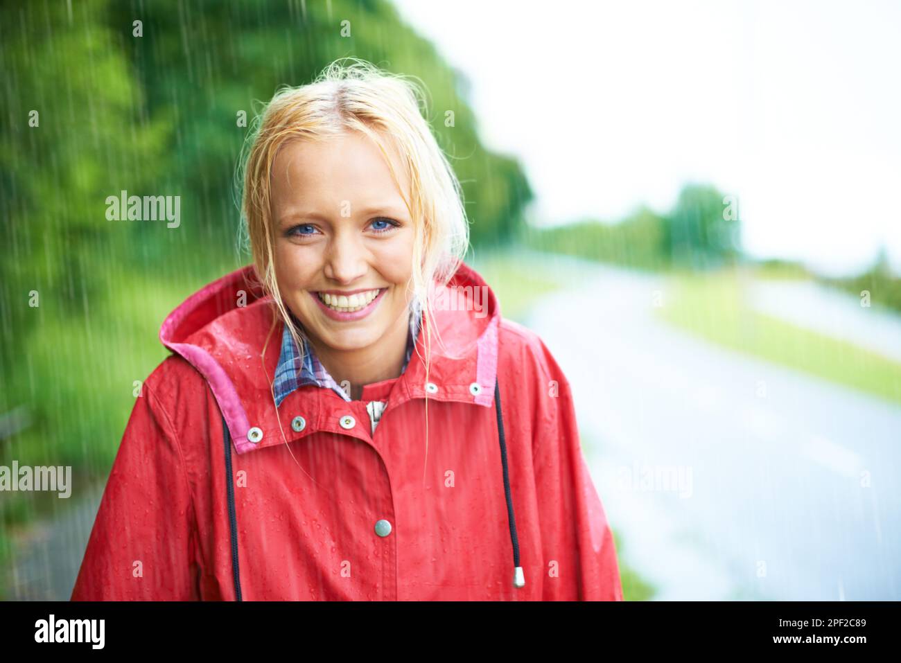Woman wearing wet clothes on hi-res stock photography and images - Alamy