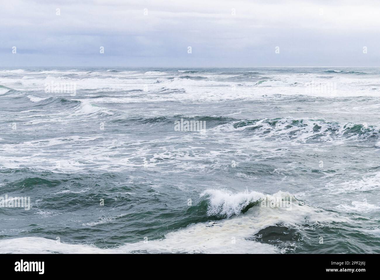 Pacific ocean view columbia river hi-res stock photography and images ...