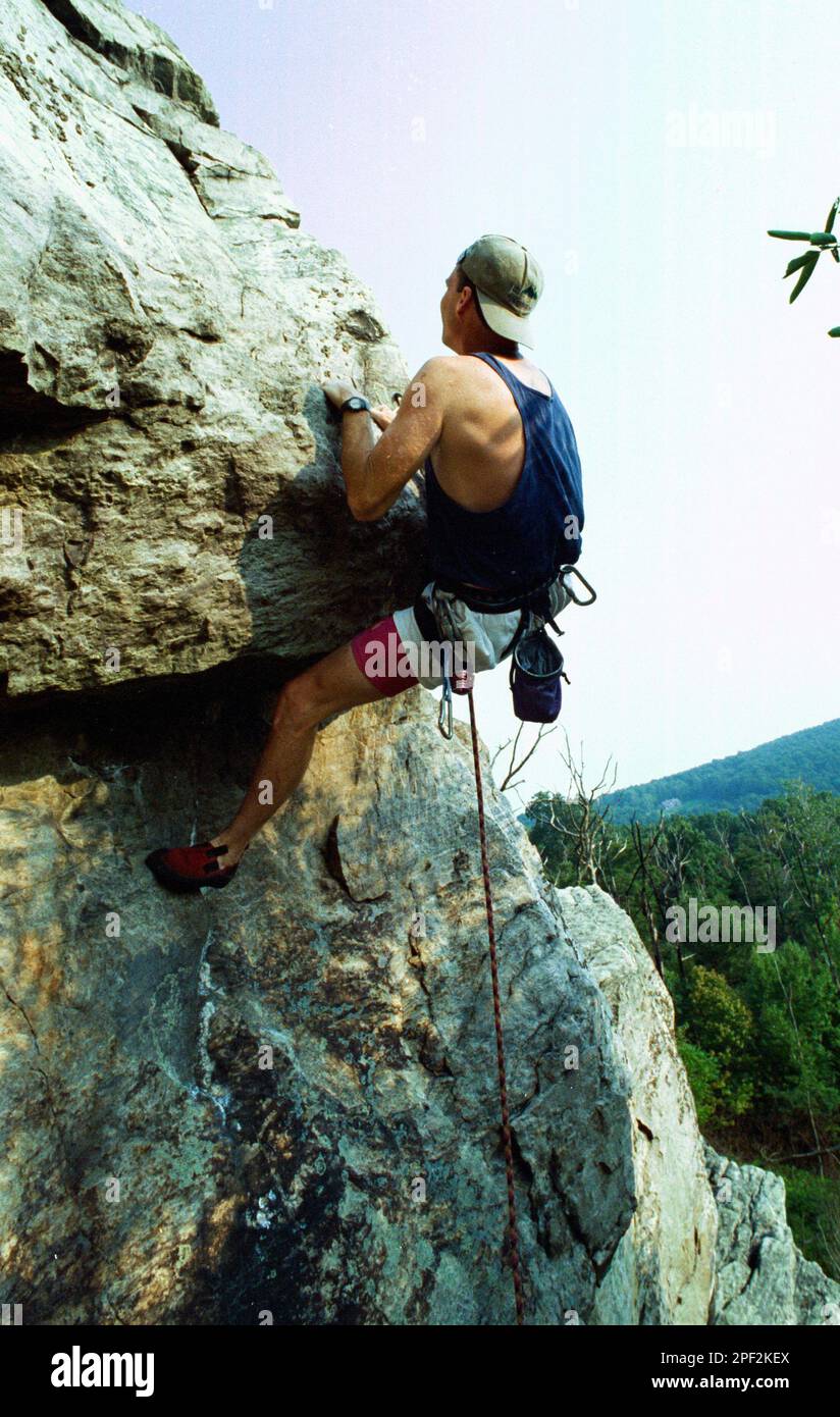 OutdoorSport17/121801 -- Scott Smith on his route know as "Smittie's ...