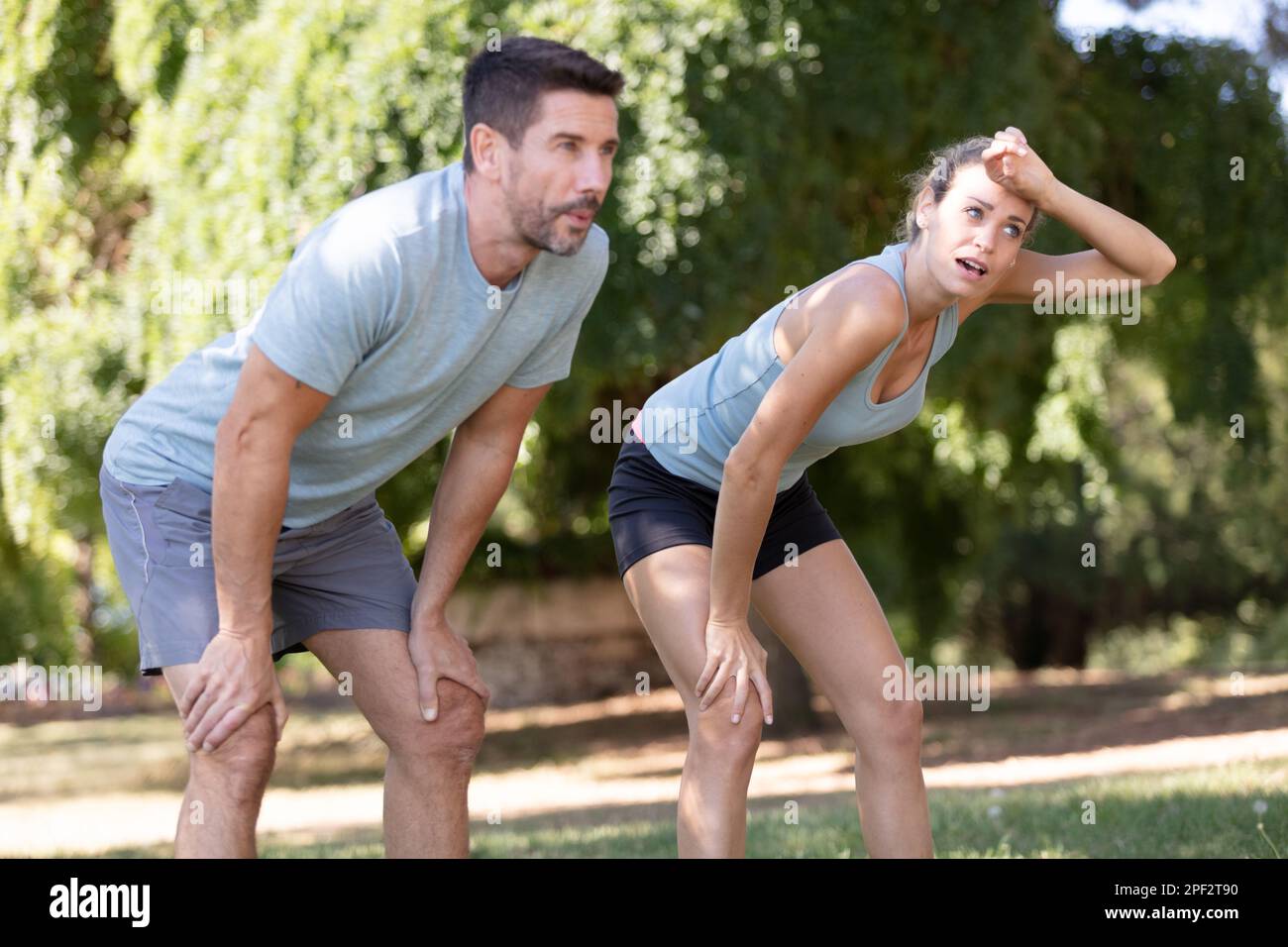 Female runners resting hi-res stock photography and images - Alamy