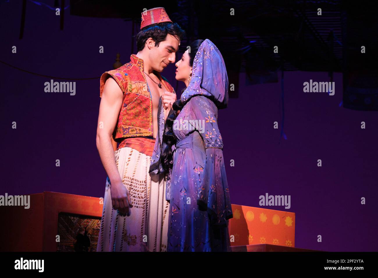 Teatro coliseum de madrid hi-res stock photography and images - Alamy