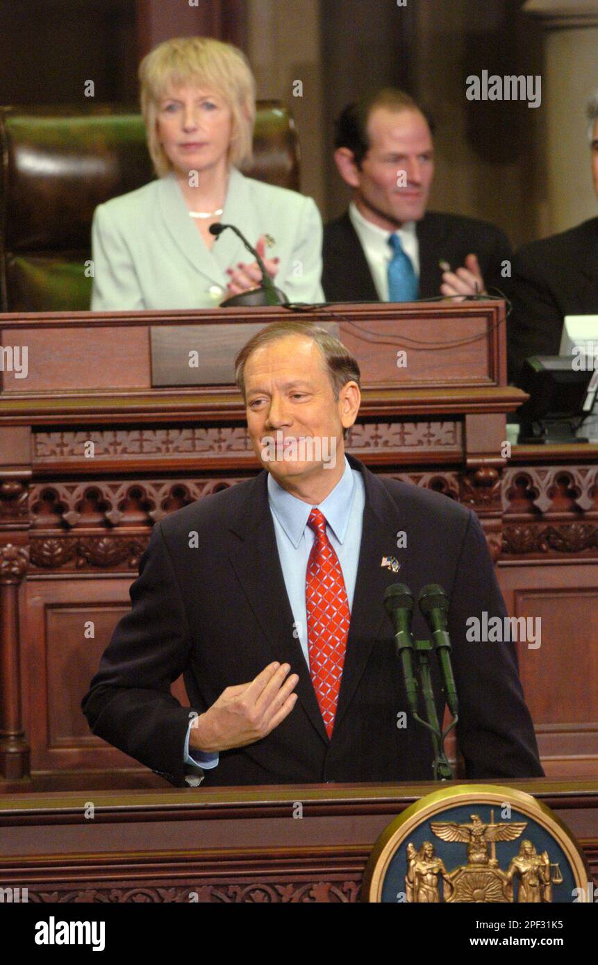 New York Gov. George Pataki pauses during his 10th State of the State ...