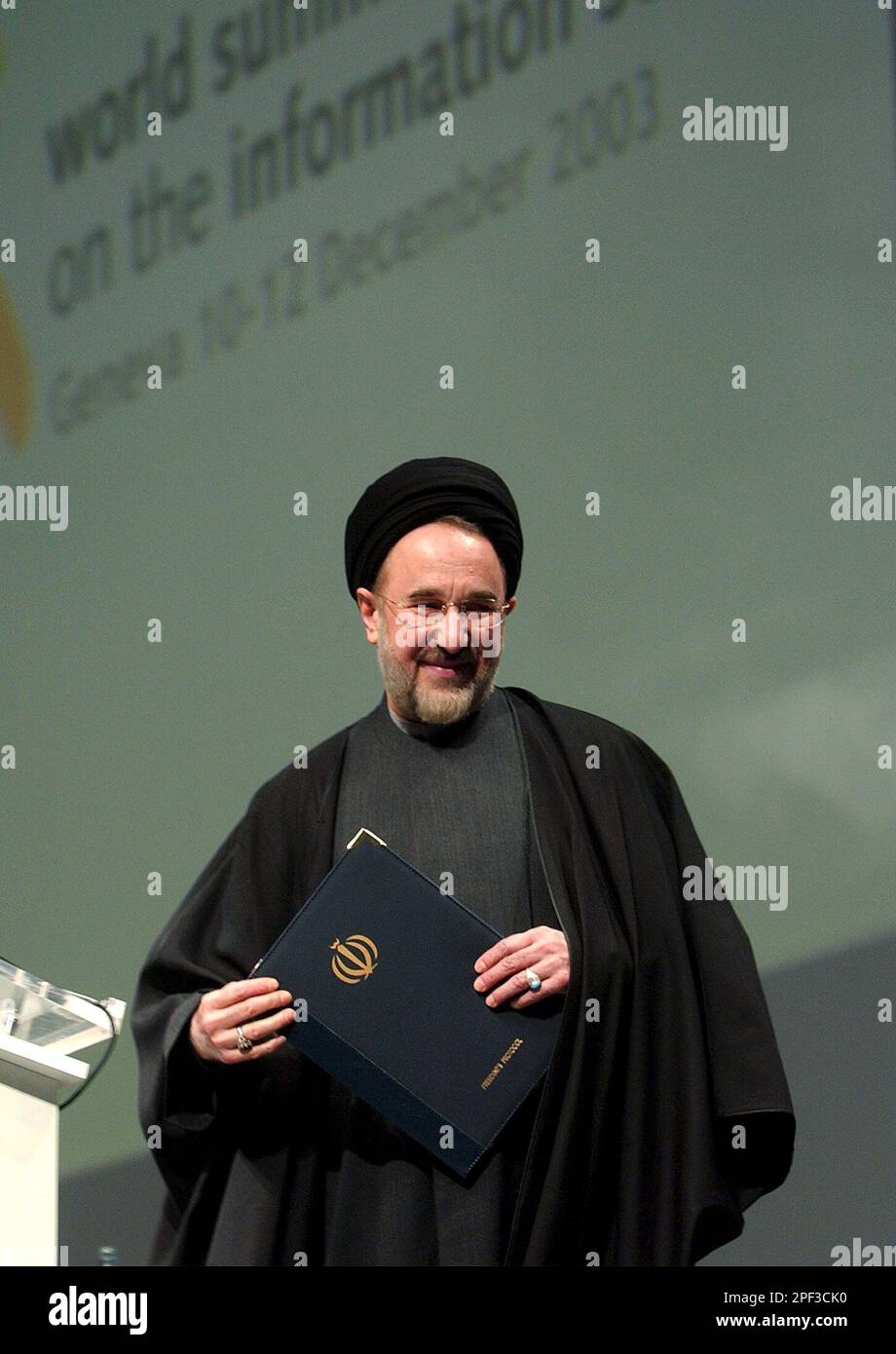The President of the Islamic Republic of Iran, Mohammad Khatami, speaks ...