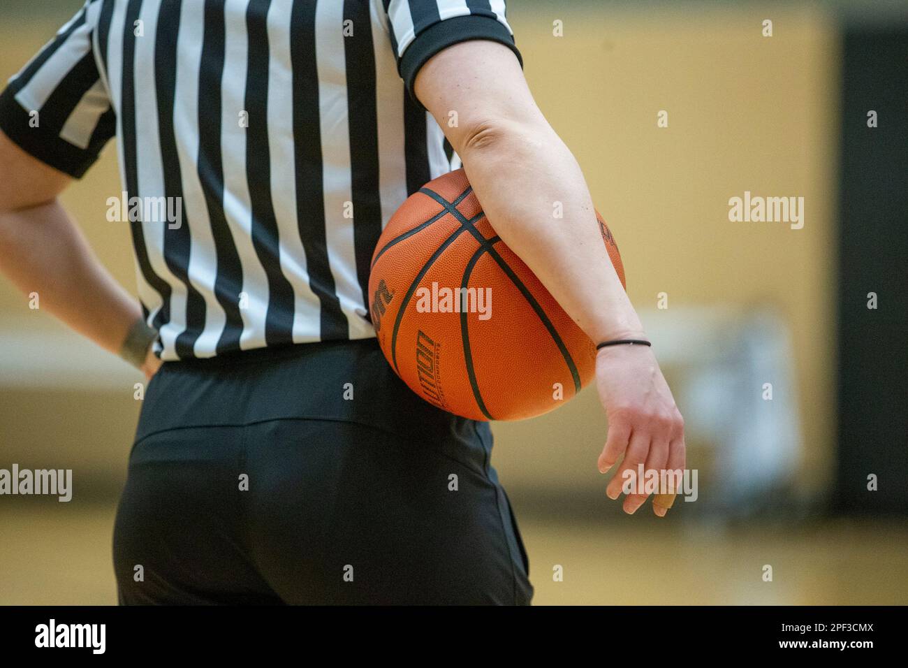 How To Referee A Basketball Game at Linda Platt blog