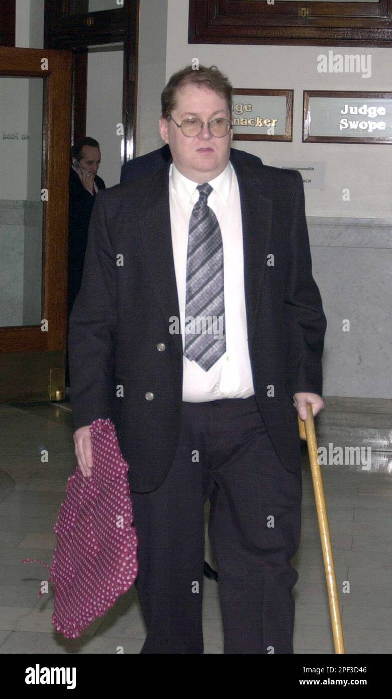 Accused killer Mark Leach leaves Judge Krumenacher's courtroom at the ...