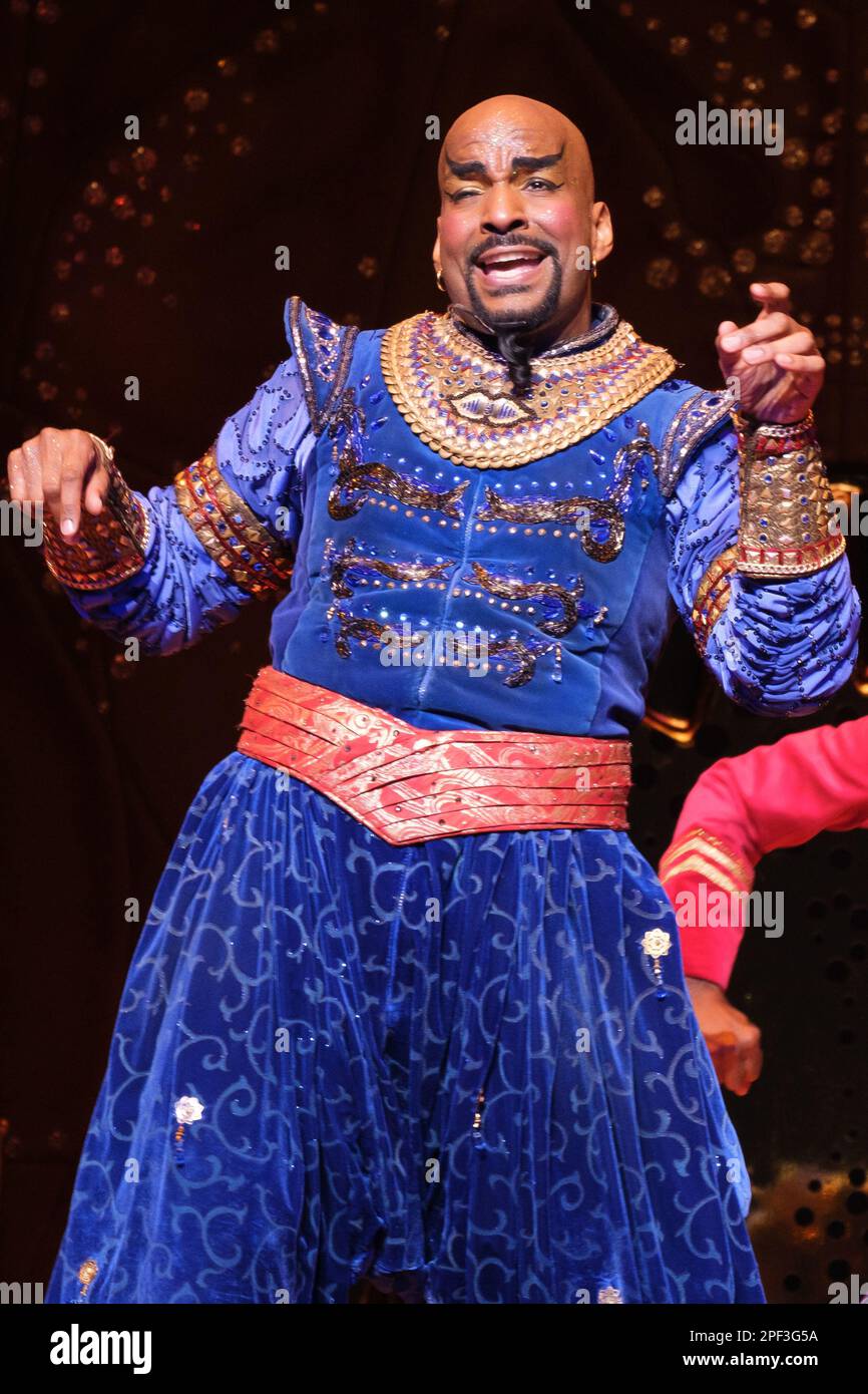 David comrie hi-res stock photography and images - Alamy